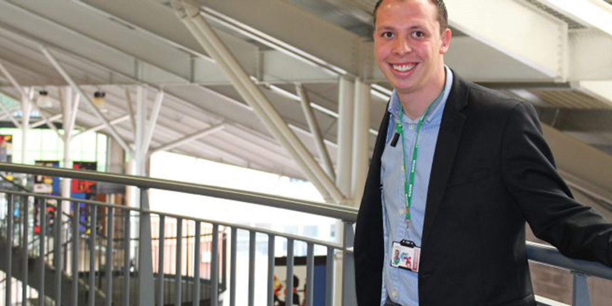 Determined Sean returns to old school to inspire them