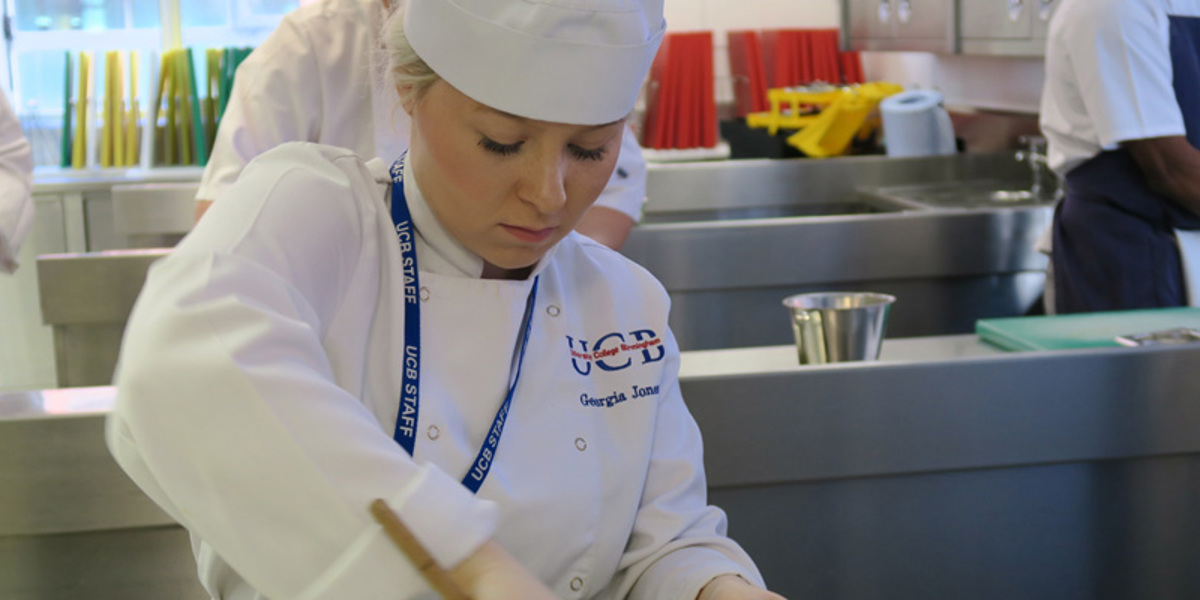 Ooh la la! Parisian chef gives masterclass in French cooking to UCB ...