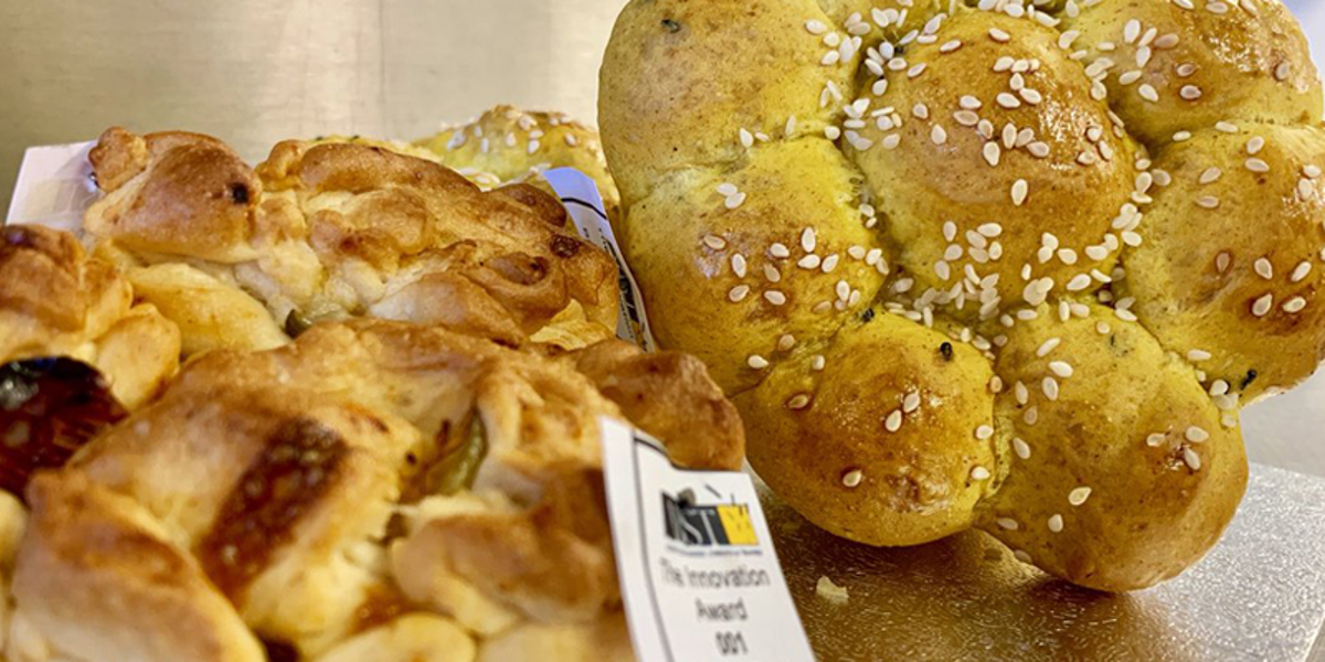 Bun fight! Ronnie wins Best Burger Bun challenge