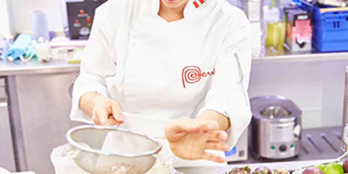 Catarina wins stage in South America as Superfoods Peru Young Chef of Year