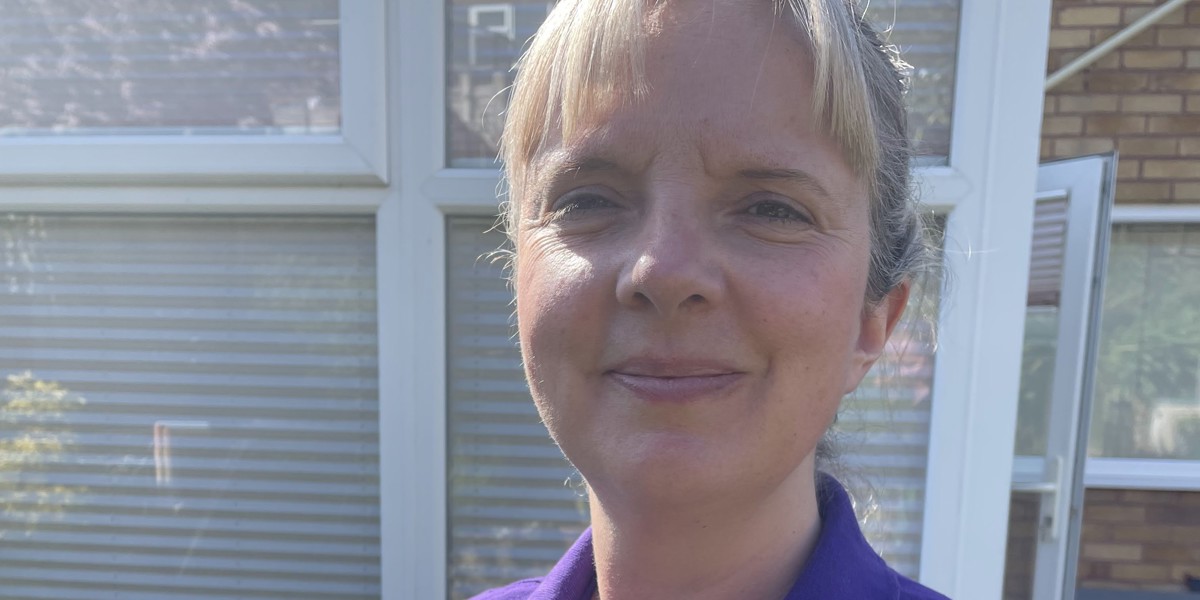 Primary education graduate delivers Makaton training | News ...